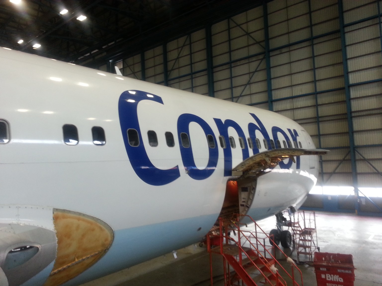 The Boeing 767: Efficiency and Reliability with the Pratt & Whitney ...